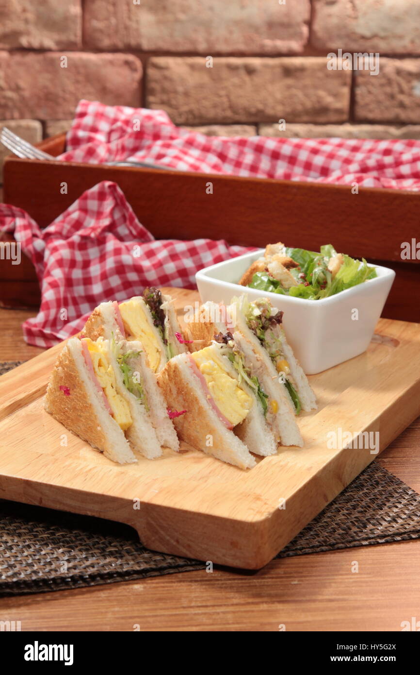 bread and toast Stock Photo - Alamy