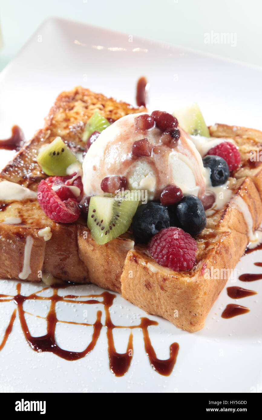 bread and toast Stock Photo - Alamy