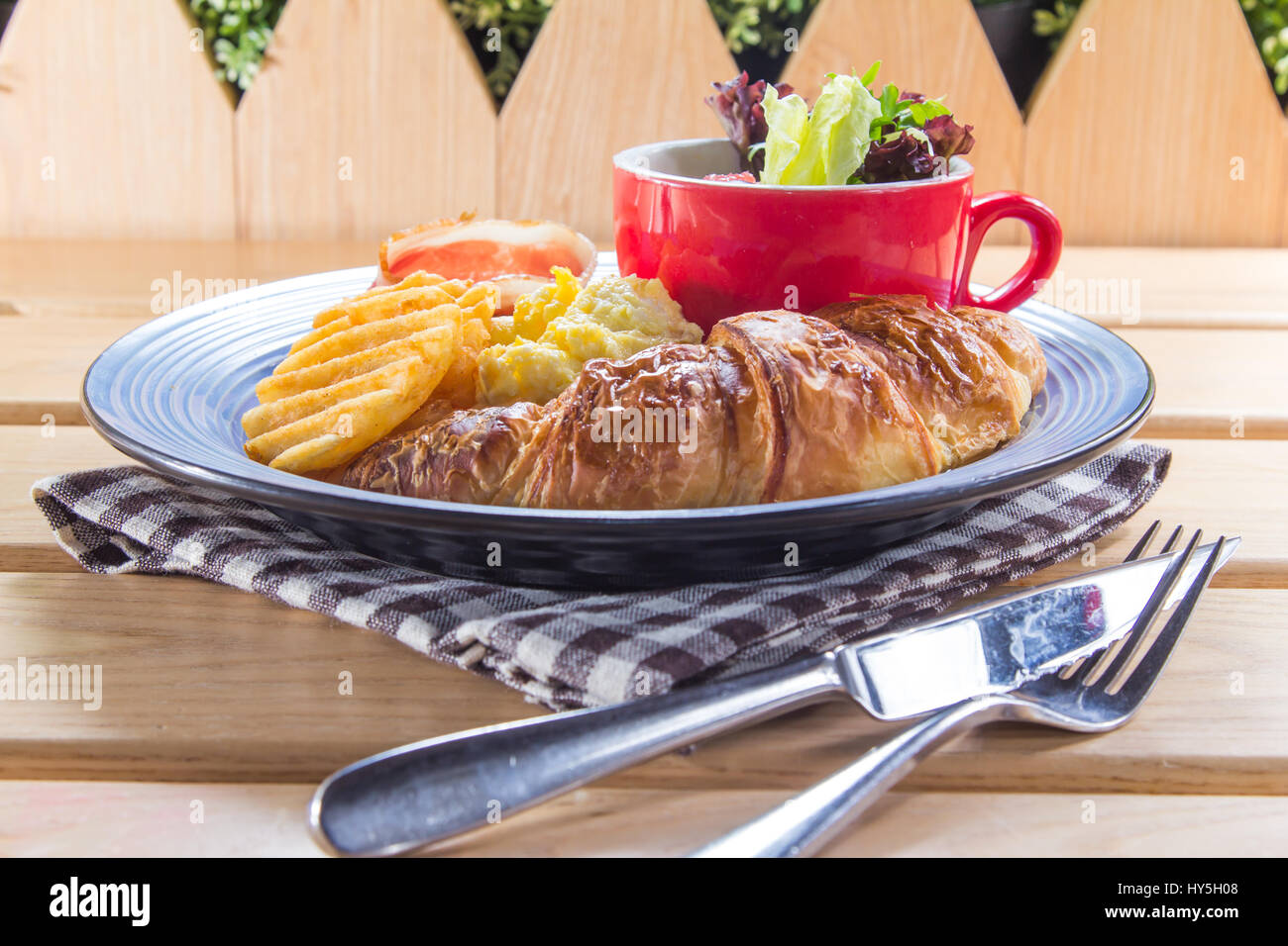 bread and toast Stock Photo - Alamy