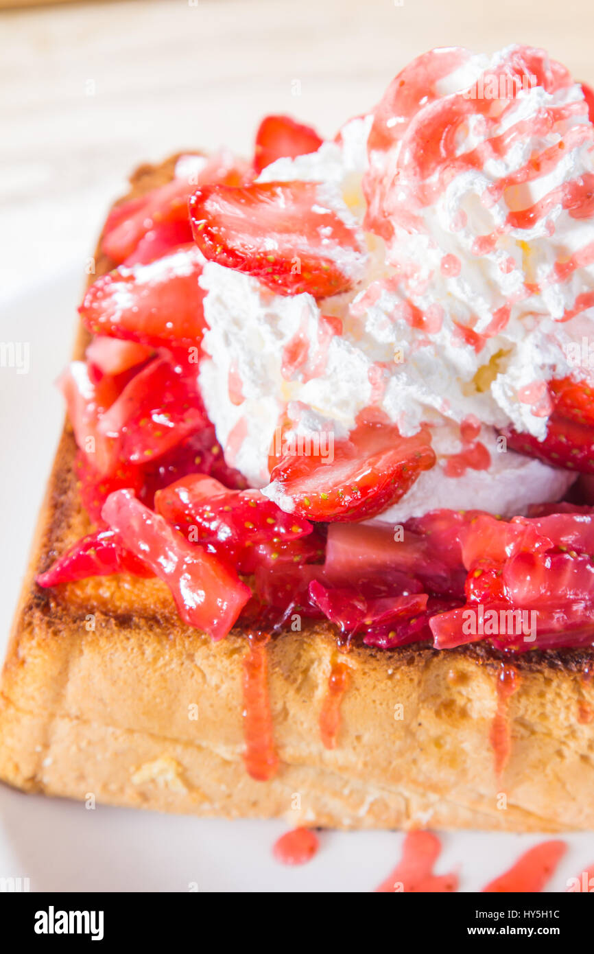 bread and toast Stock Photo - Alamy