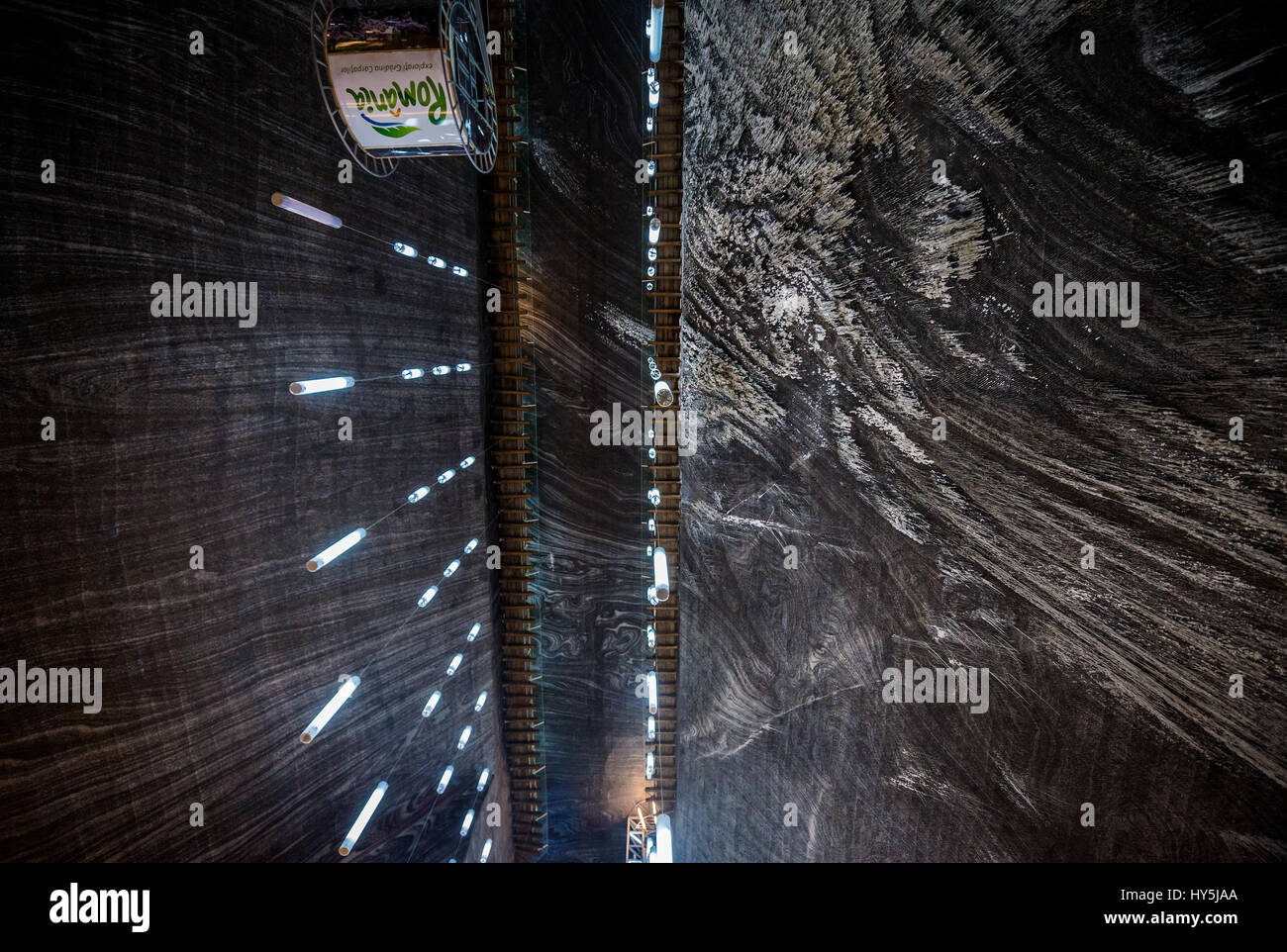 Romanian patterns hi-res stock photography and images - Alamy