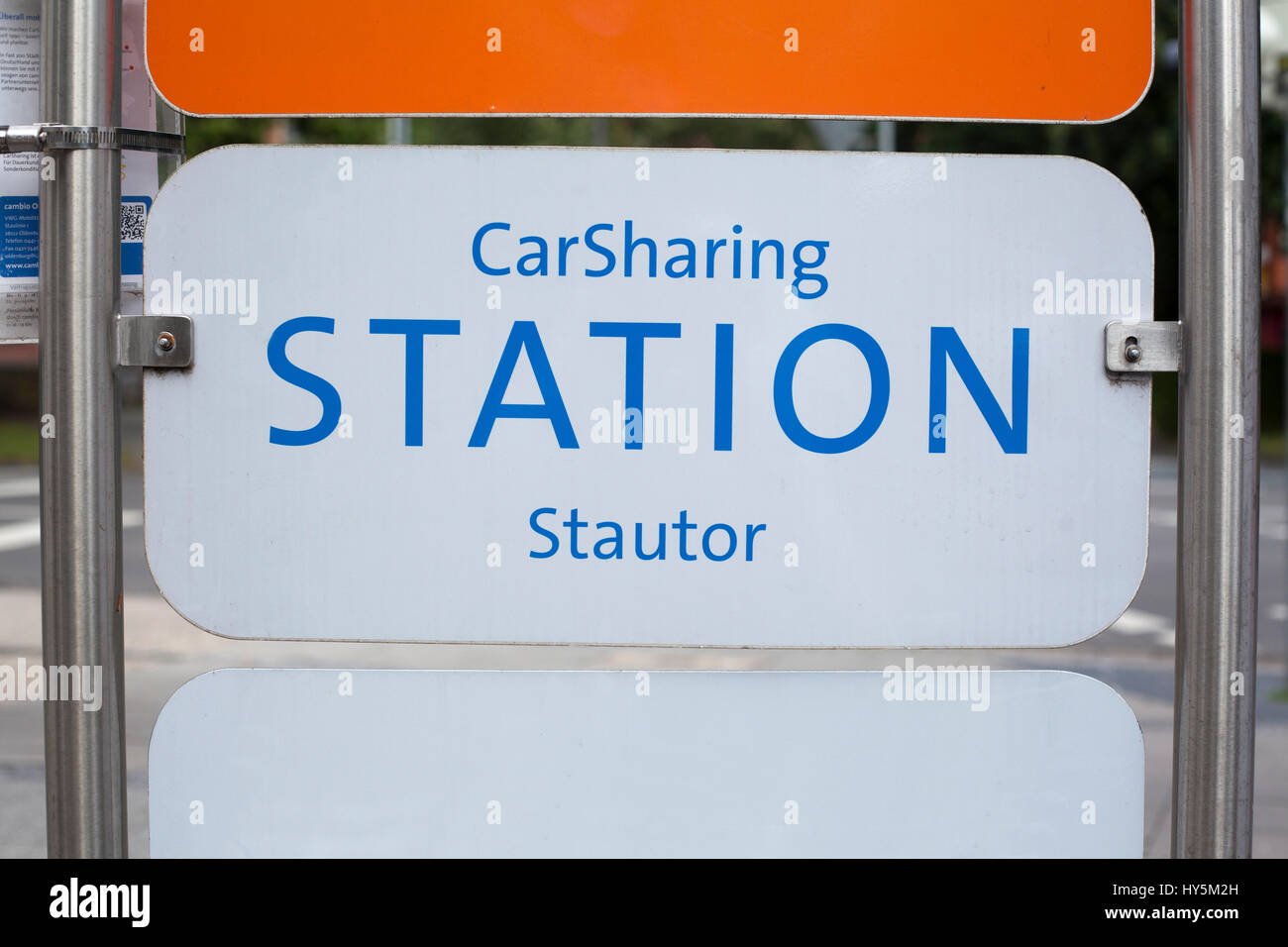 Carsharing sign hi-res stock photography and images - Alamy