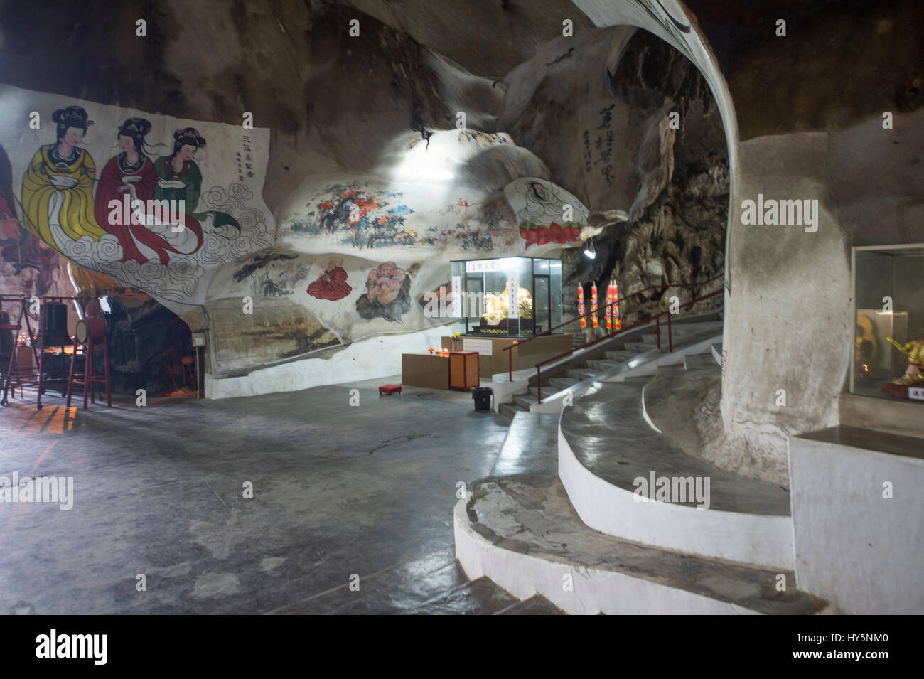 The Perak Tong. It is a Chinese Buddhist temple built within a ...