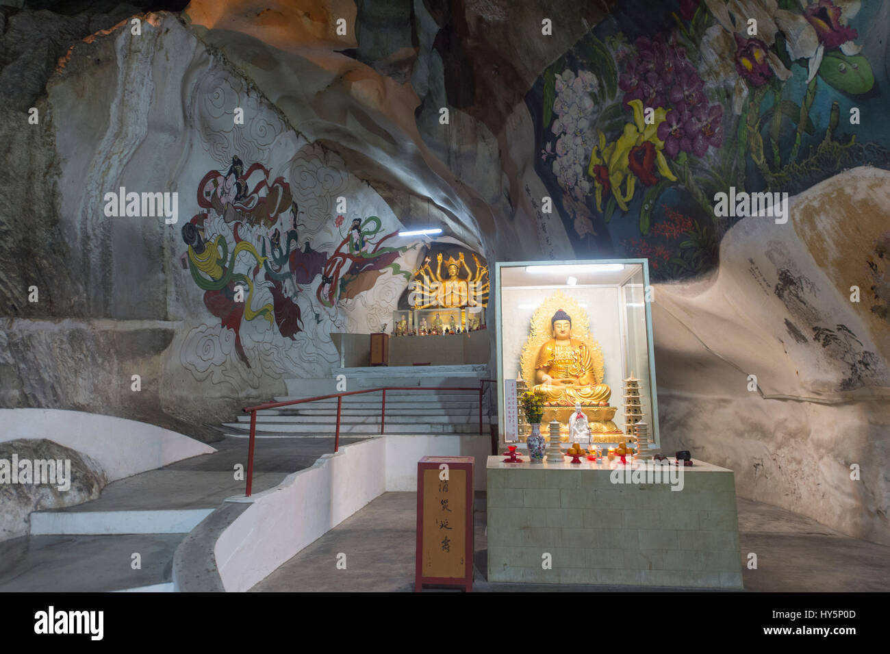 The Perak Tong. It is a Chinese Buddhist temple built within a ...