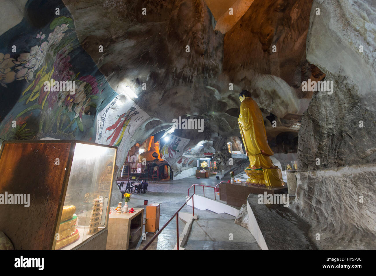 The Perak Tong. It is a Chinese Buddhist temple built within a ...