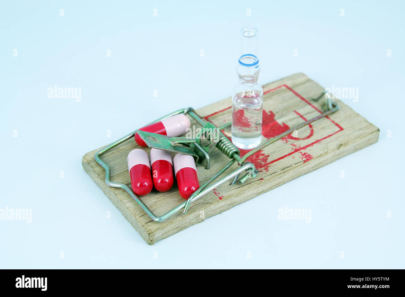 Medical trap hi-res stock photography and images - Alamy