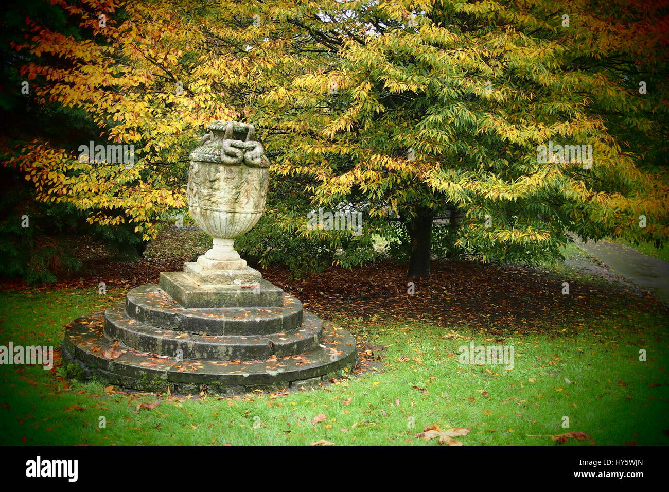 Victorian monuments hi-res stock photography and images - Alamy