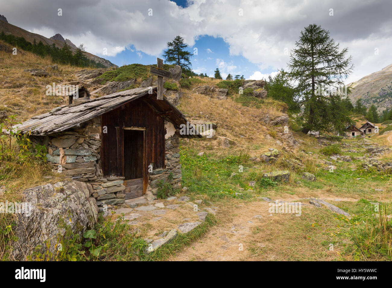 Chalet de roche hi-res stock photography and images - Alamy