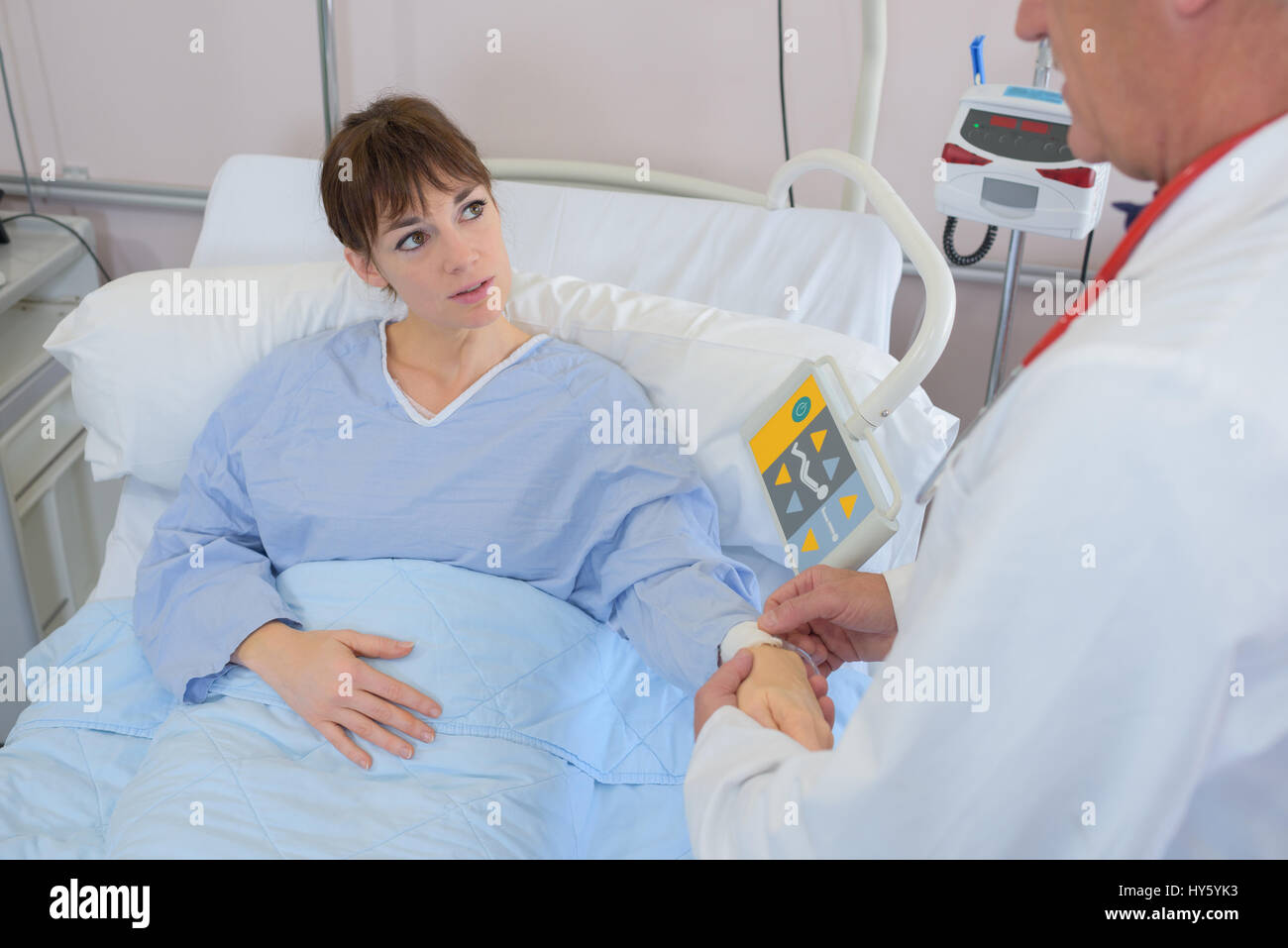 woman admitted in the hospital Stock Photo - Alamy
