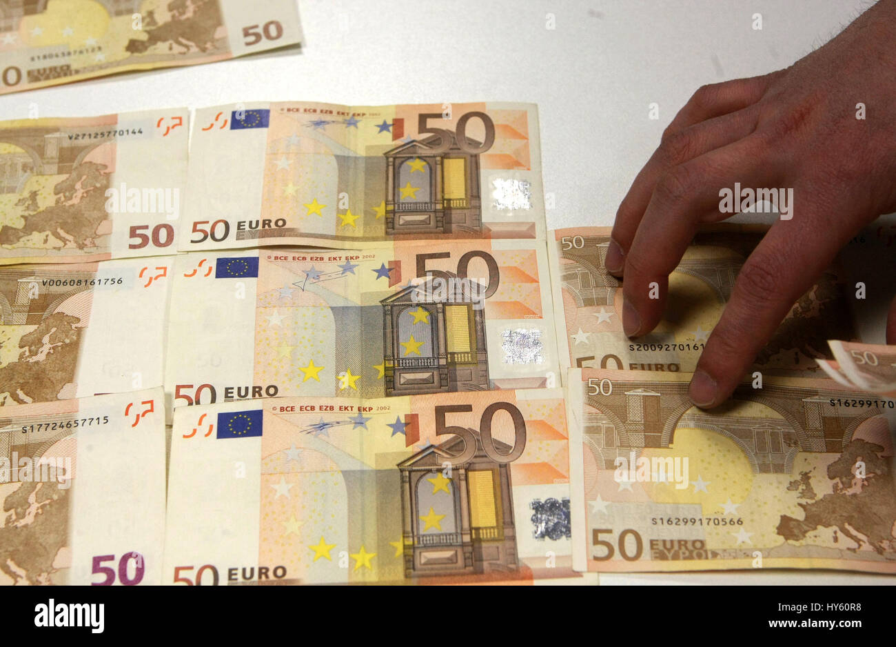 Thousand Euro Bills High Resolution Stock Photography and Images - Alamy