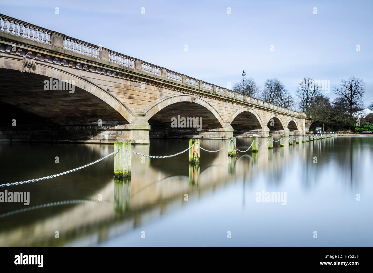 Serpentine Bridge, Hyde Park Stock Photo - Alamy