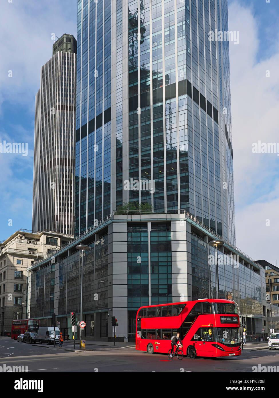 Road intersection in the City of London at 99 Bishopsgate Stock Photo ...