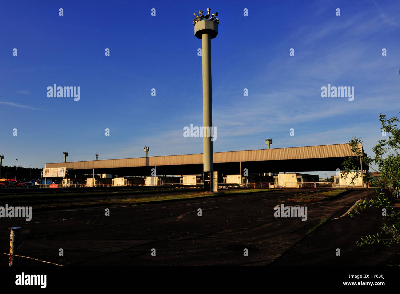 border, border checkpoint Helmstedt-Marienborn, crossing, ddr ...