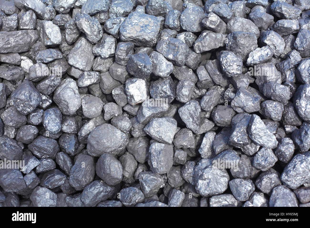 Coal bits hi-res stock photography and images - Alamy