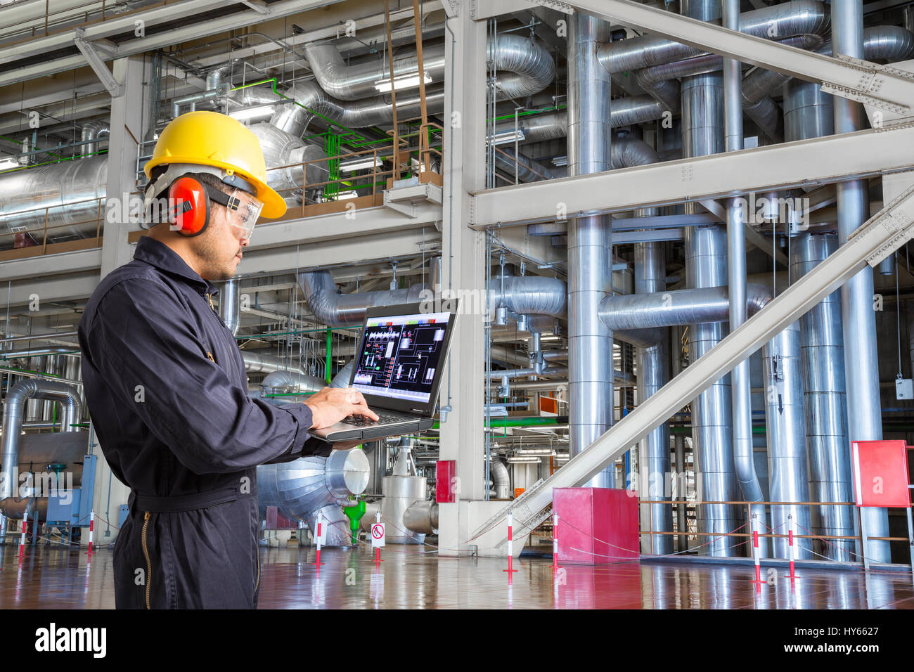 Pipeline system hi-res stock photography and images - Alamy