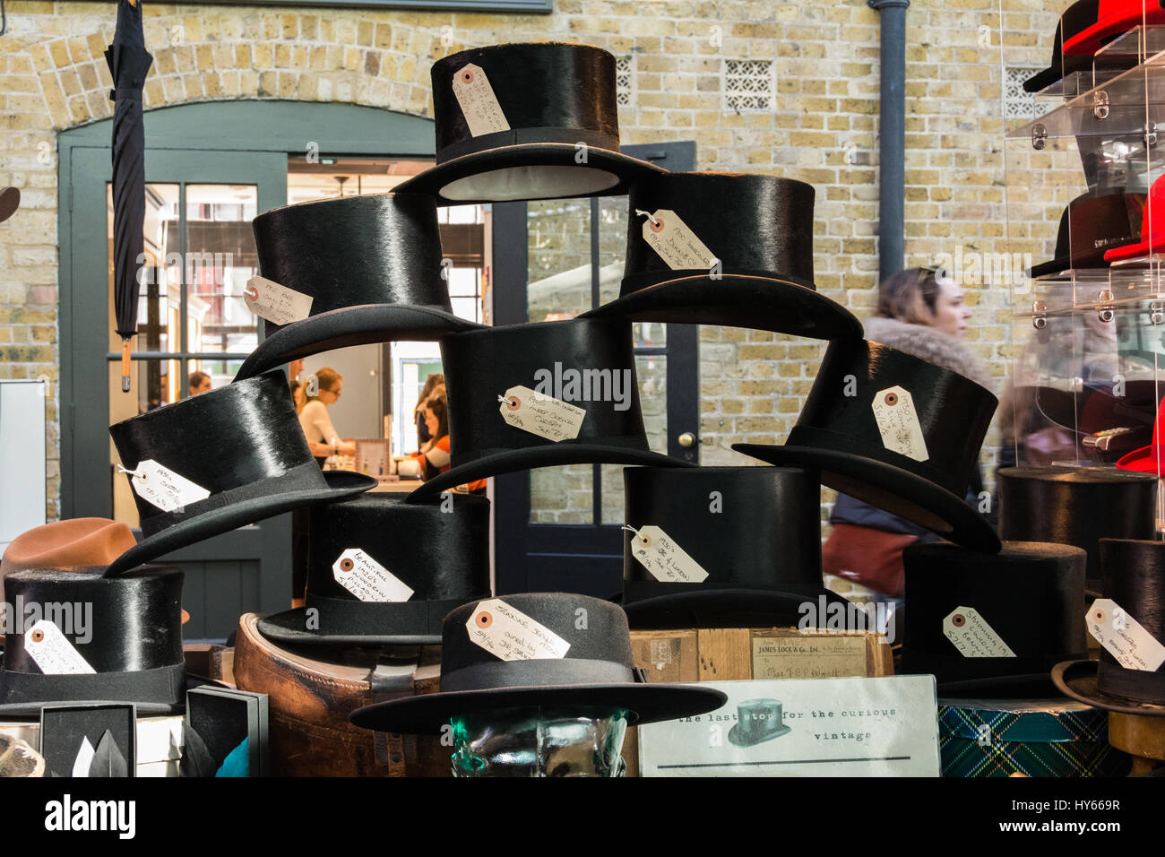 Spitalfields in the East End of London, England, UK Stock Photo - Alamy