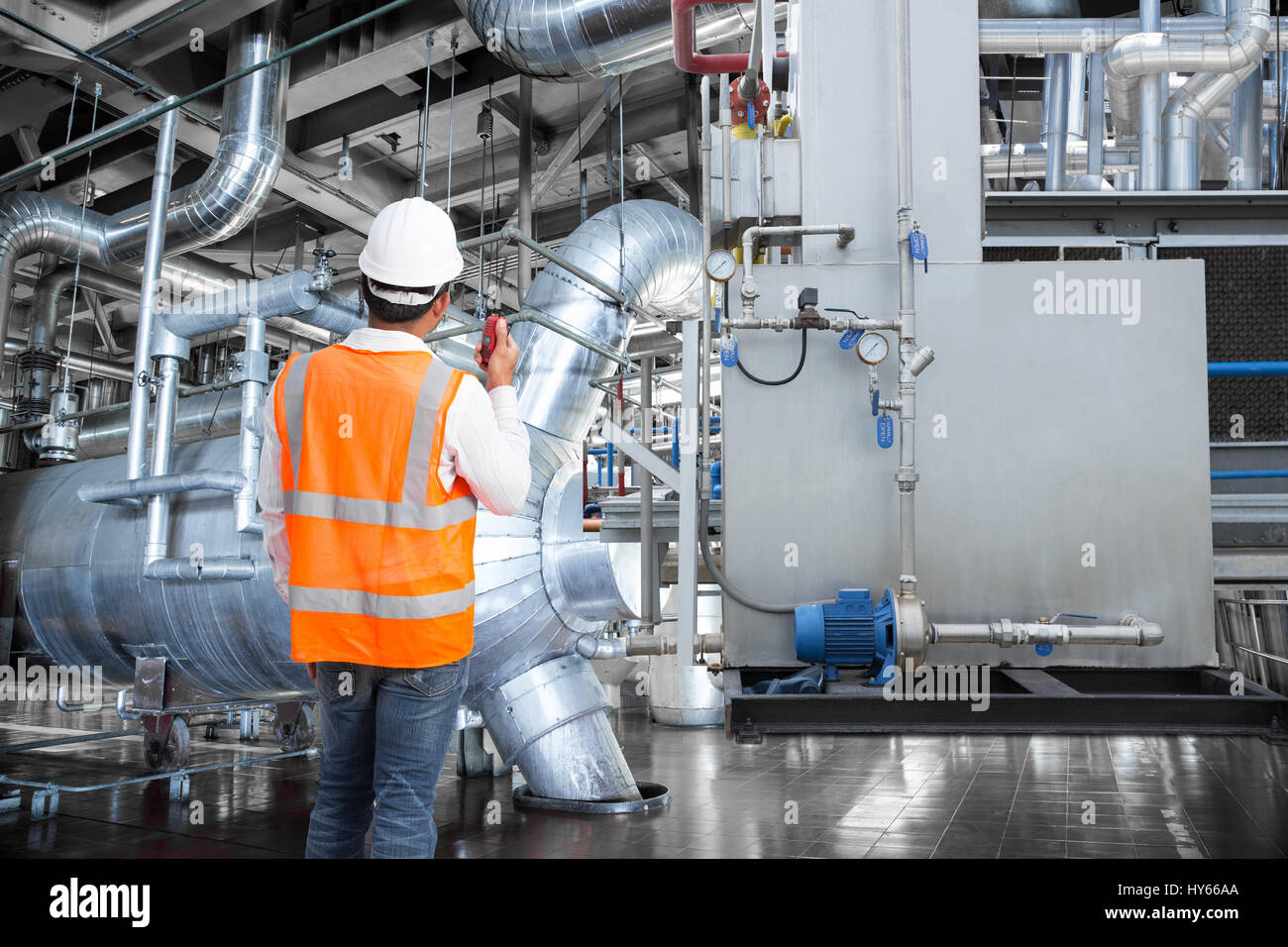 Thermal insulation engineer hi-res stock photography and images - Alamy