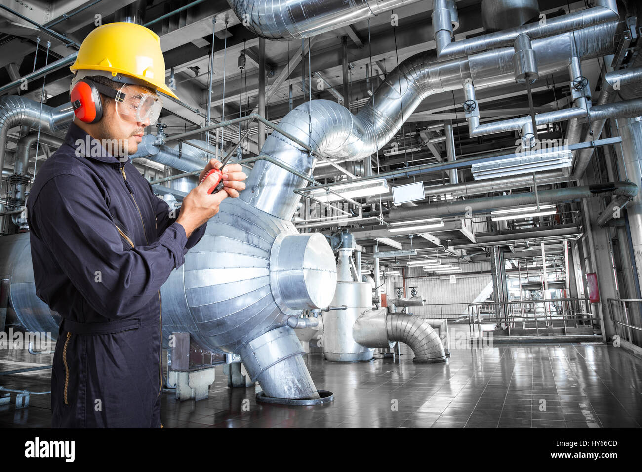 Thermal insulation engineer hi-res stock photography and images - Alamy