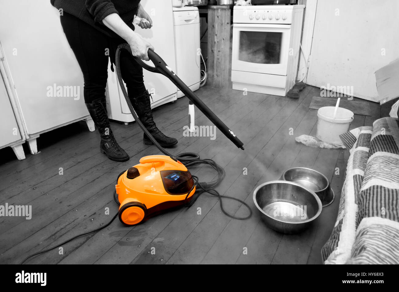 Hot Girl Cleaning