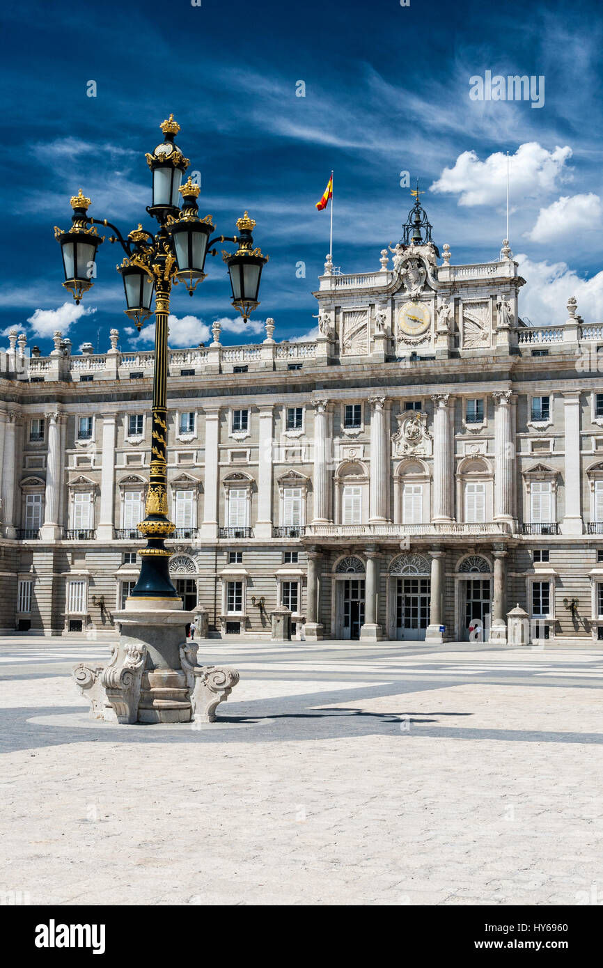 The Royal Palace of Madrid is the official residence of the Spanish ...