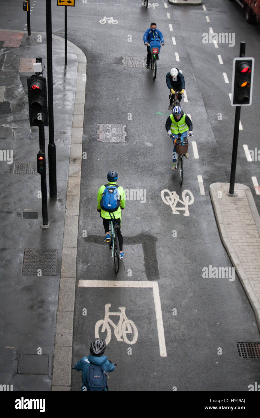 London Cyclists on cycle route, london cycle superhighway Stock Photo ...