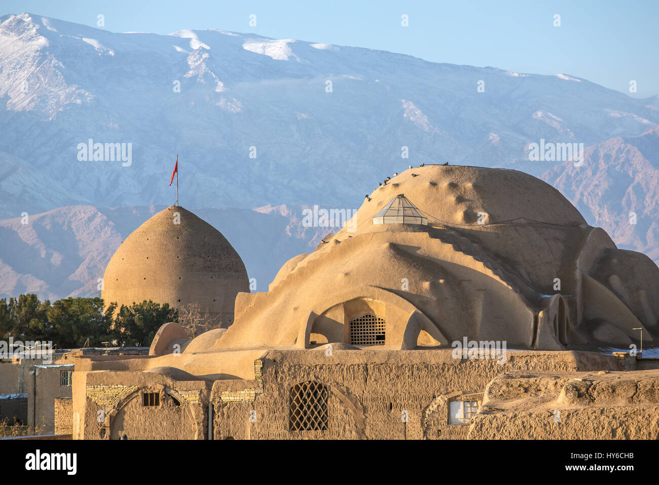 Iran traditional mud brick building hi-res stock photography and images ...