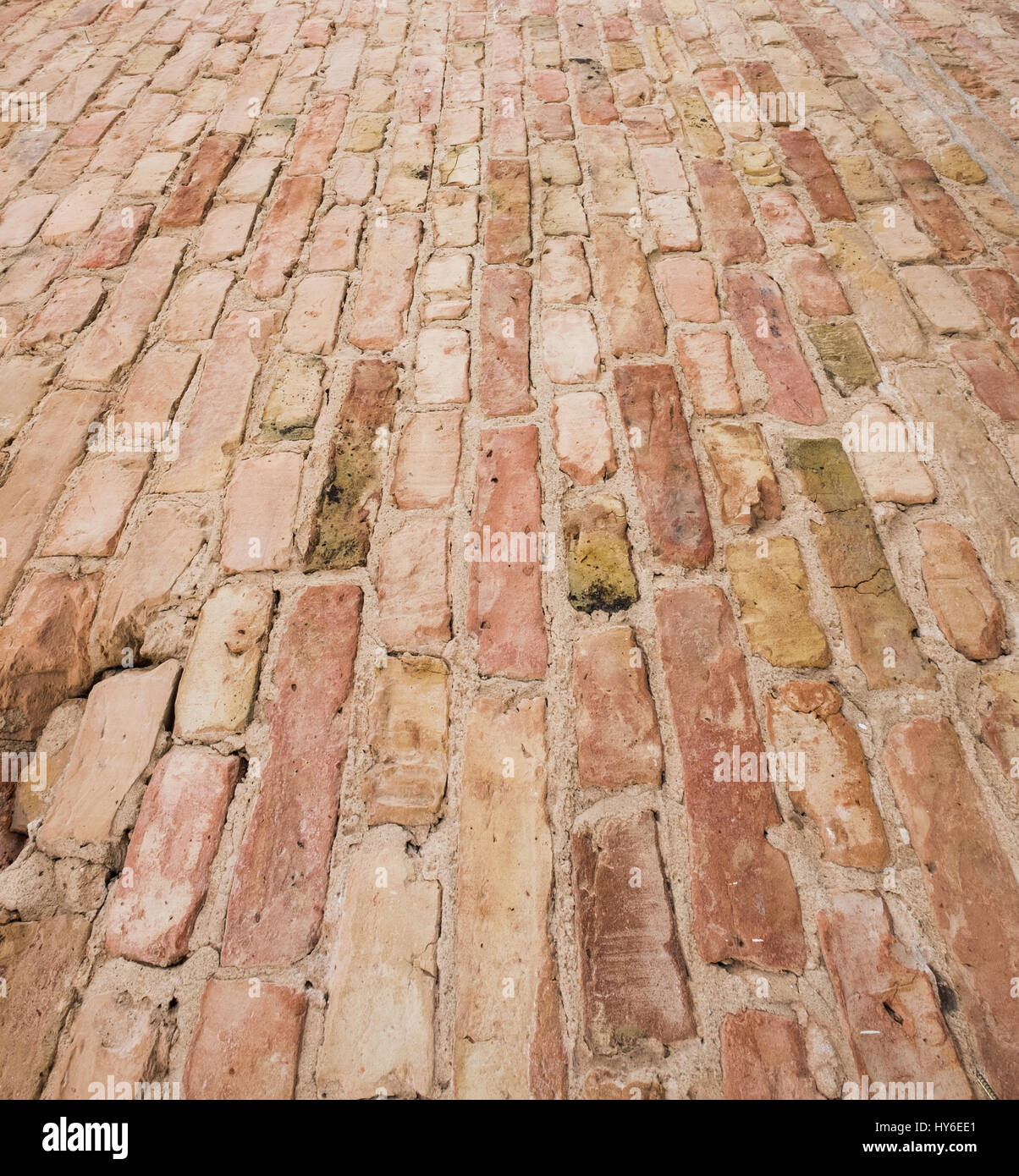 Old vintage brick wall texture hi-res stock photography and images - Alamy