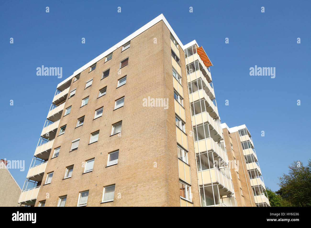 Block of Flats Stock Photo - Alamy