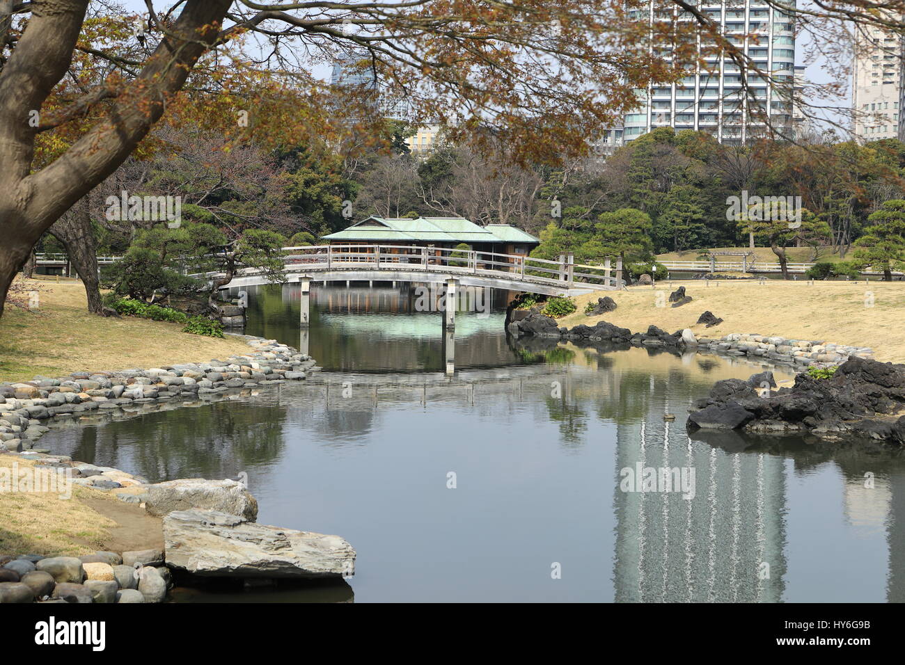 Hamarikyu Gardens, Tokyo, Japan Stock Photo - Alamy