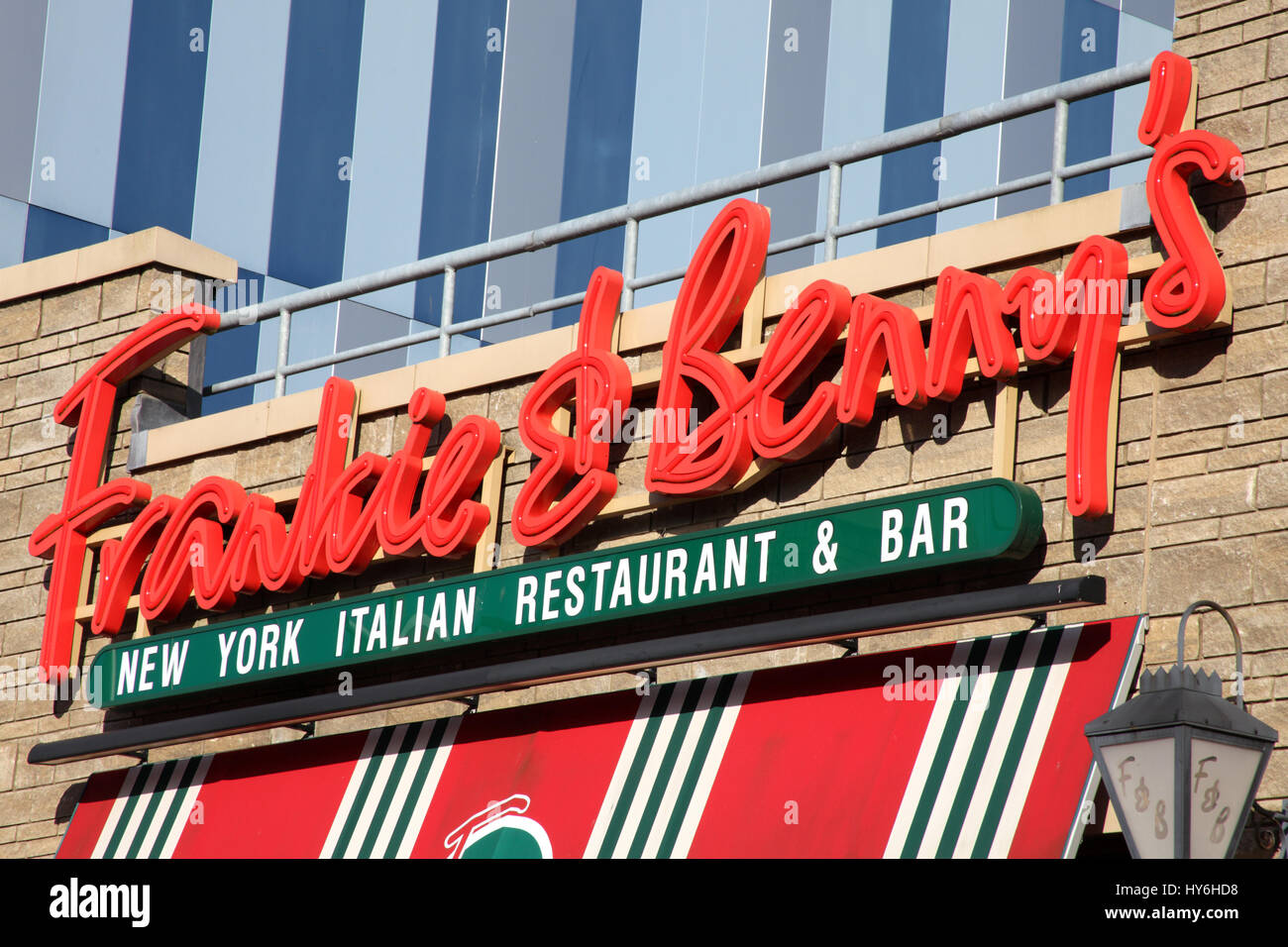 Italian cafes 1950s hi-res stock photography and images - Alamy