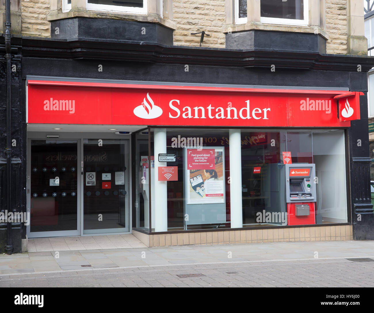 Santander branch in Bakewell Derbyshire Stock Photo - Alamy