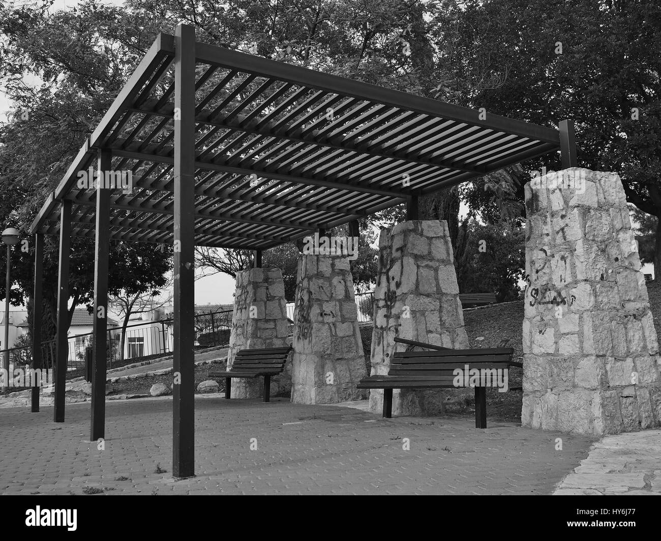 White stone columns hi-res stock photography and images - Alamy