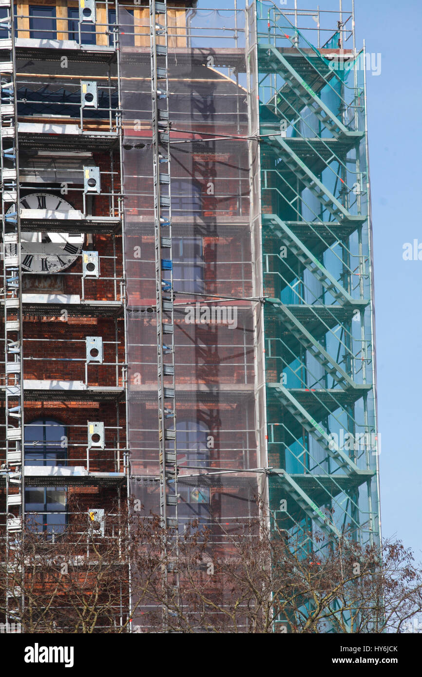 Cover tarpaulin, Construction Site Stock Photo - Alamy