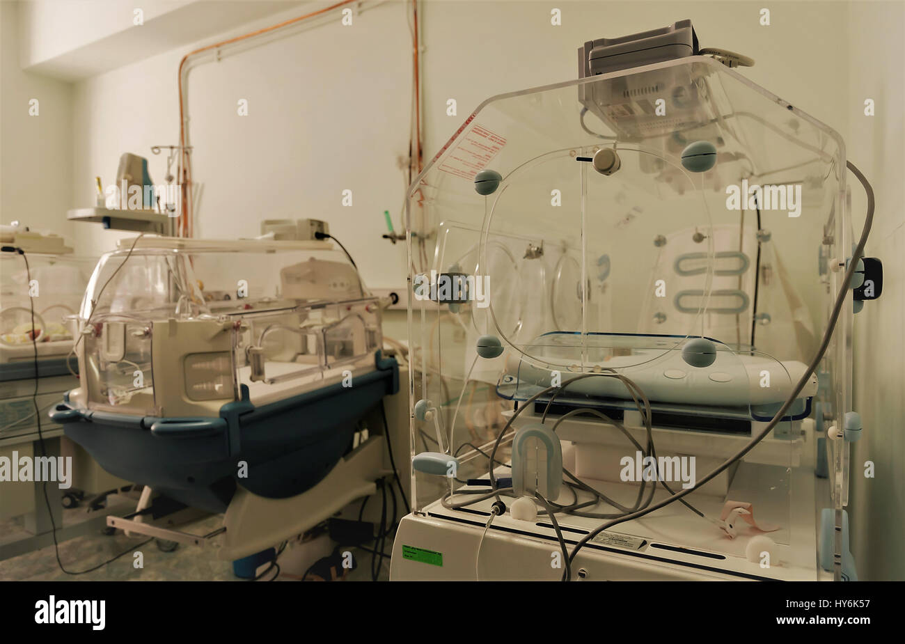 Infant incubator in hospital Stock Photo - Alamy