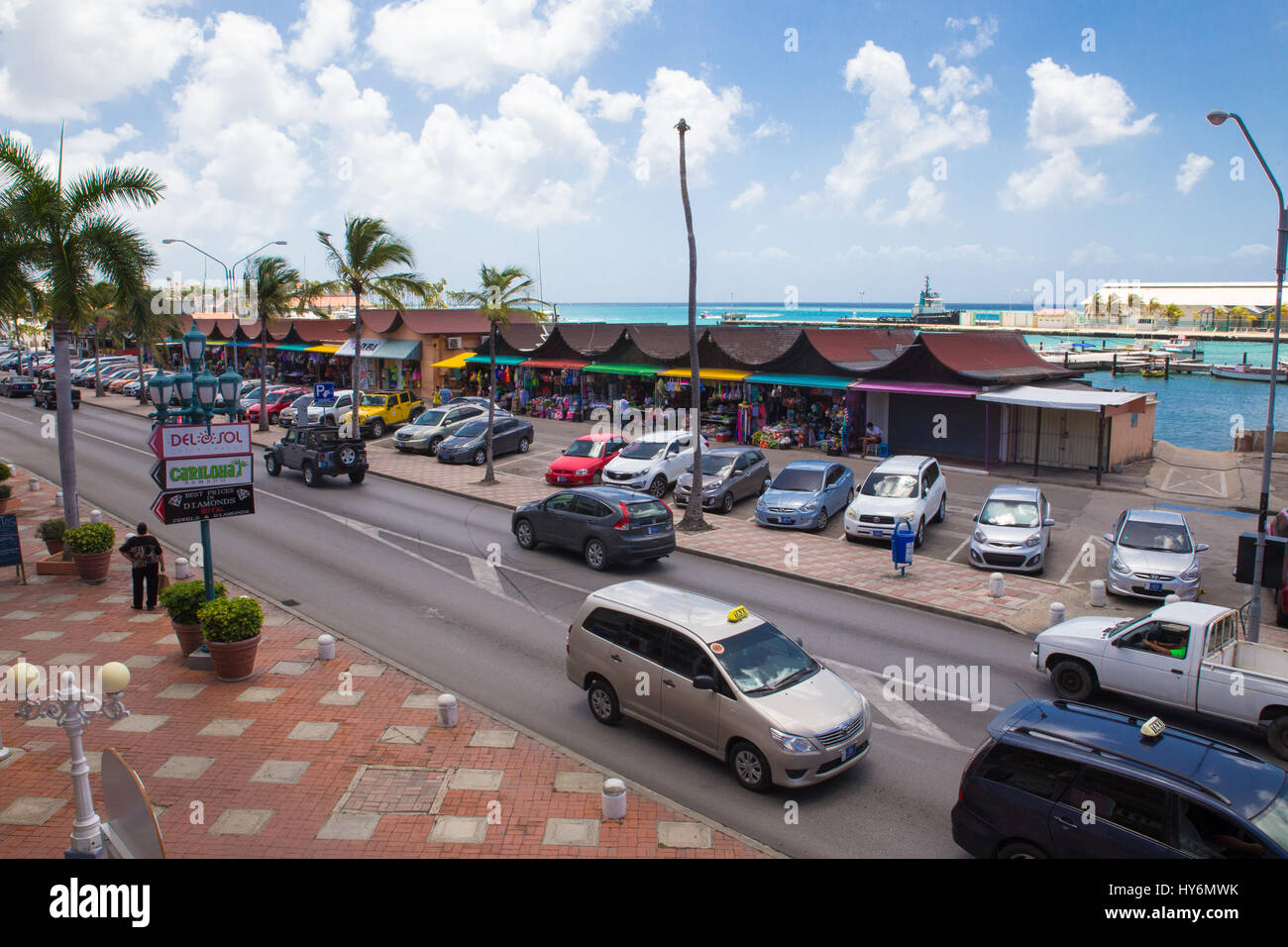Shopping mall aruba hi-res stock photography and images - Alamy