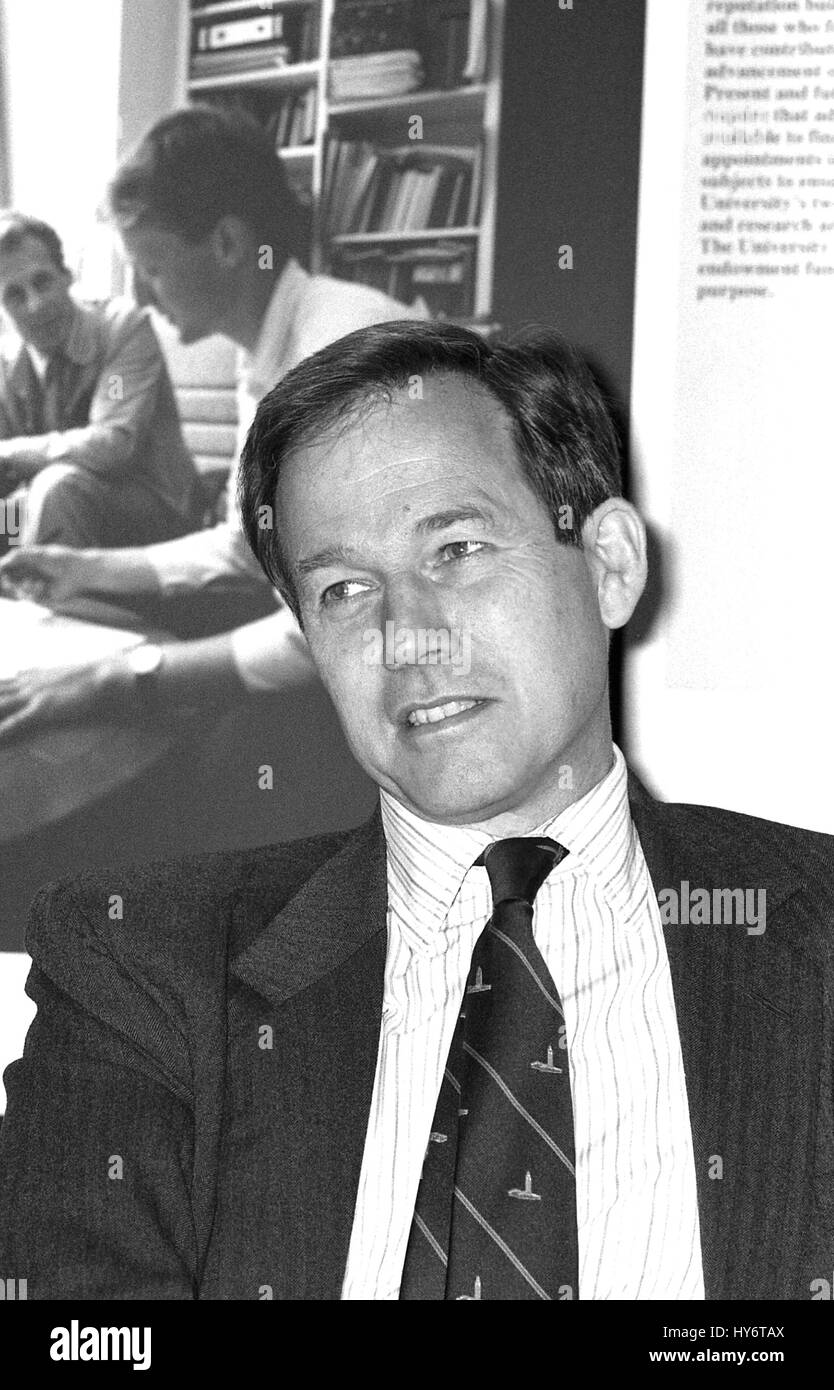 Andrew Knight, Executive Chairman of newspaper group News International ...