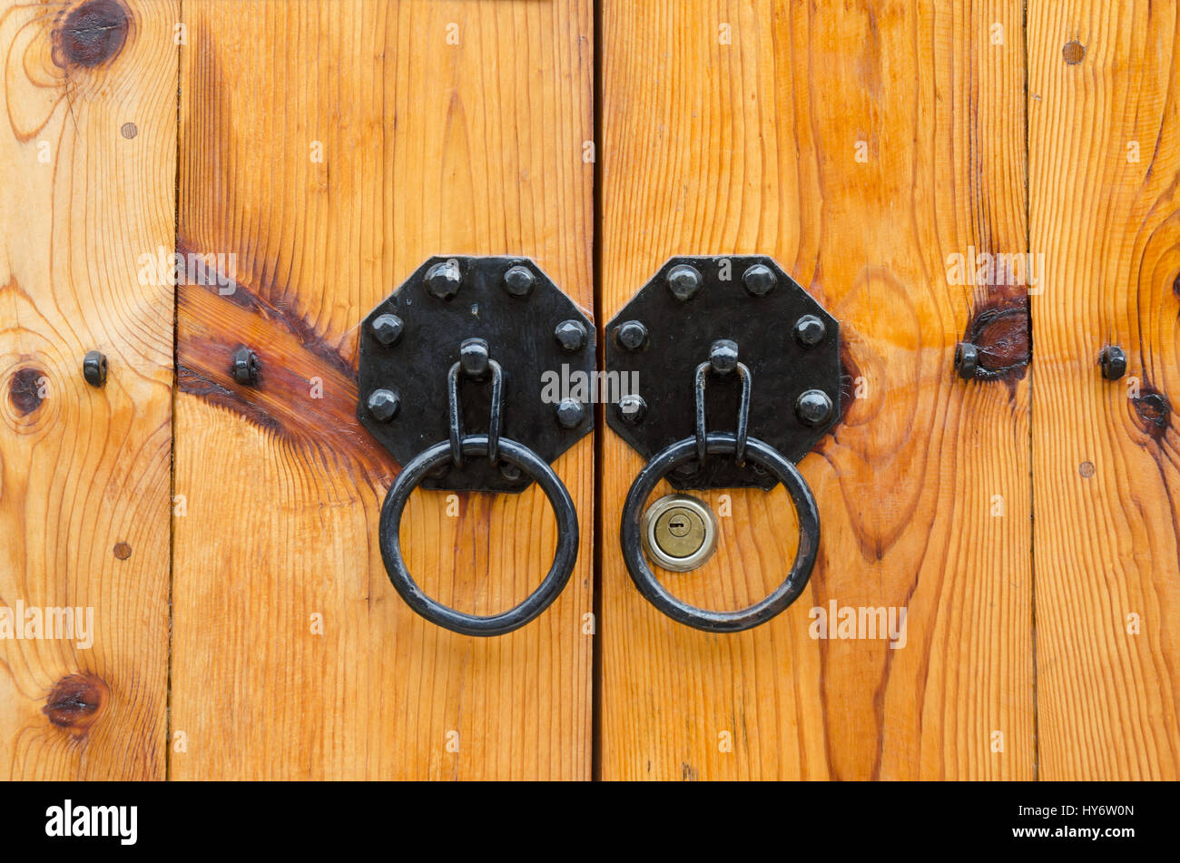 Traditional korean lock hi-res stock photography and images - Alamy