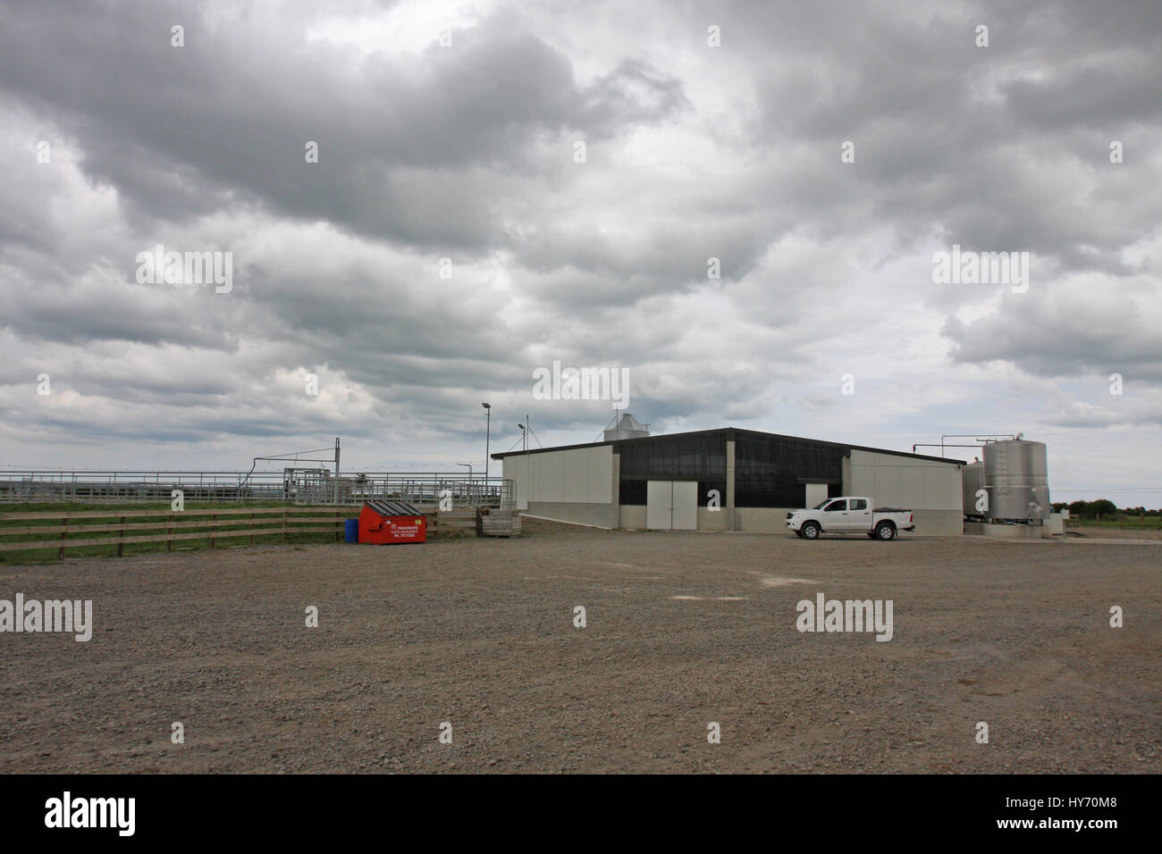 Exterior of New Zealand Rotary Dairy Shed Stock Photo - Alamy