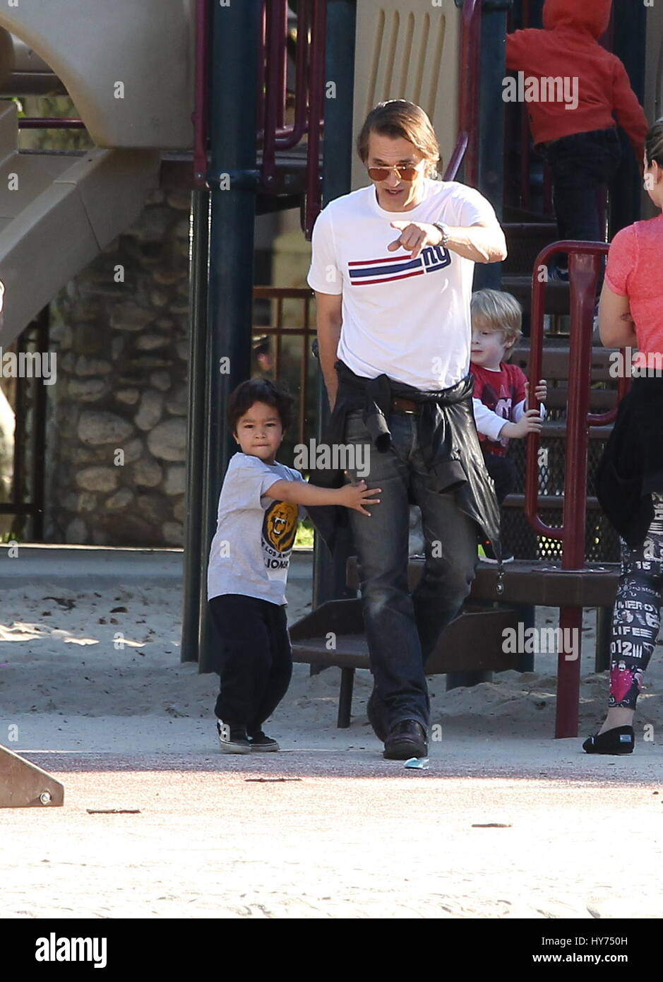 Olivier Martinez takes his son Maceo to the park in Beverly Hills ...