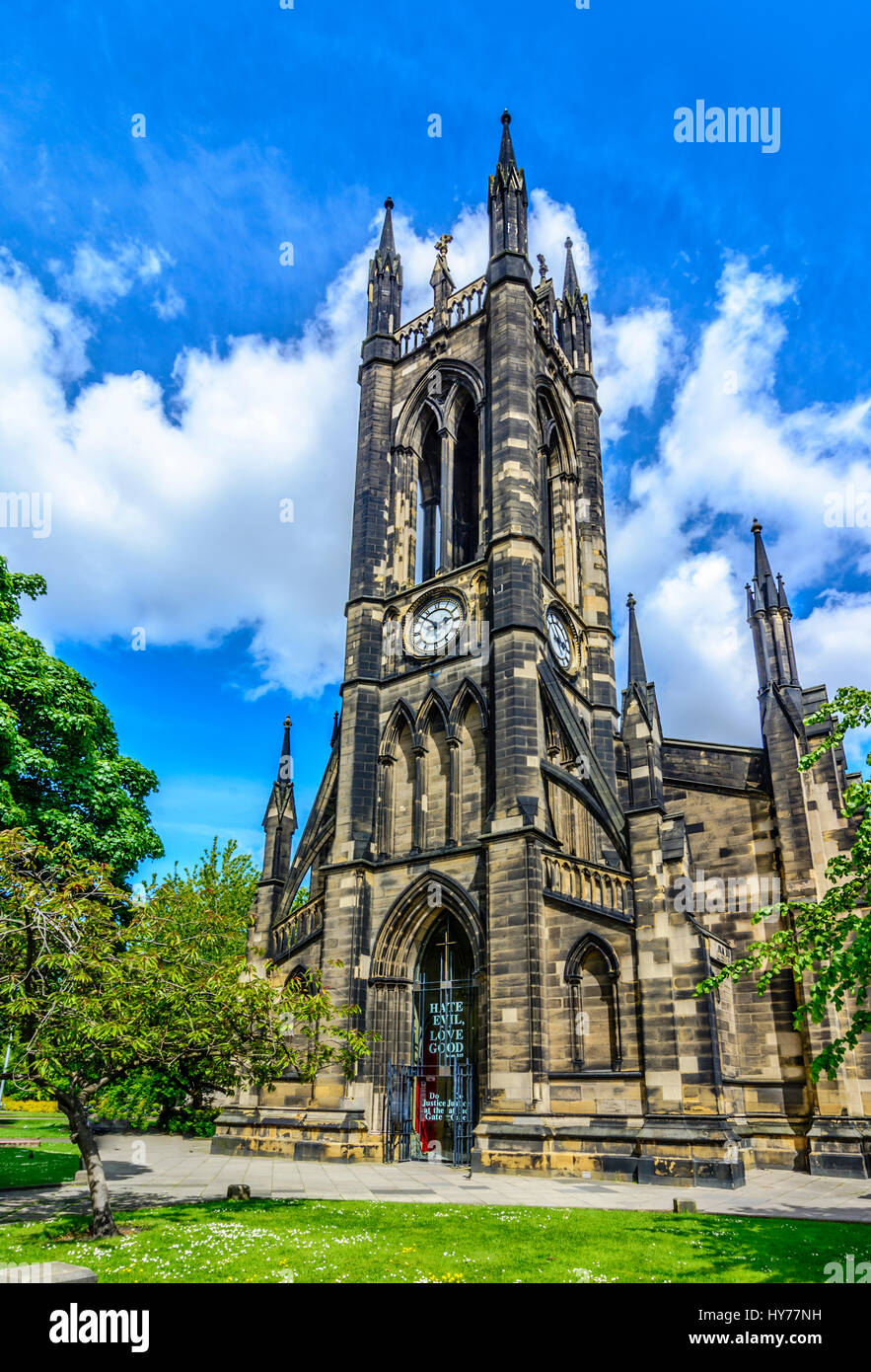 Newcastle church uk hi-res stock photography and images - Alamy