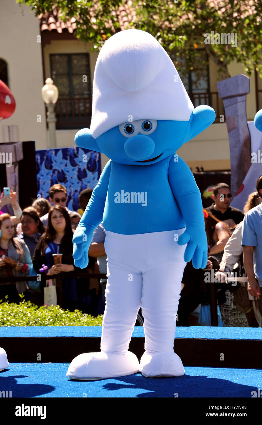 Los Angeles, California, USA. 1st April, 2017. Smurf characters at the ...