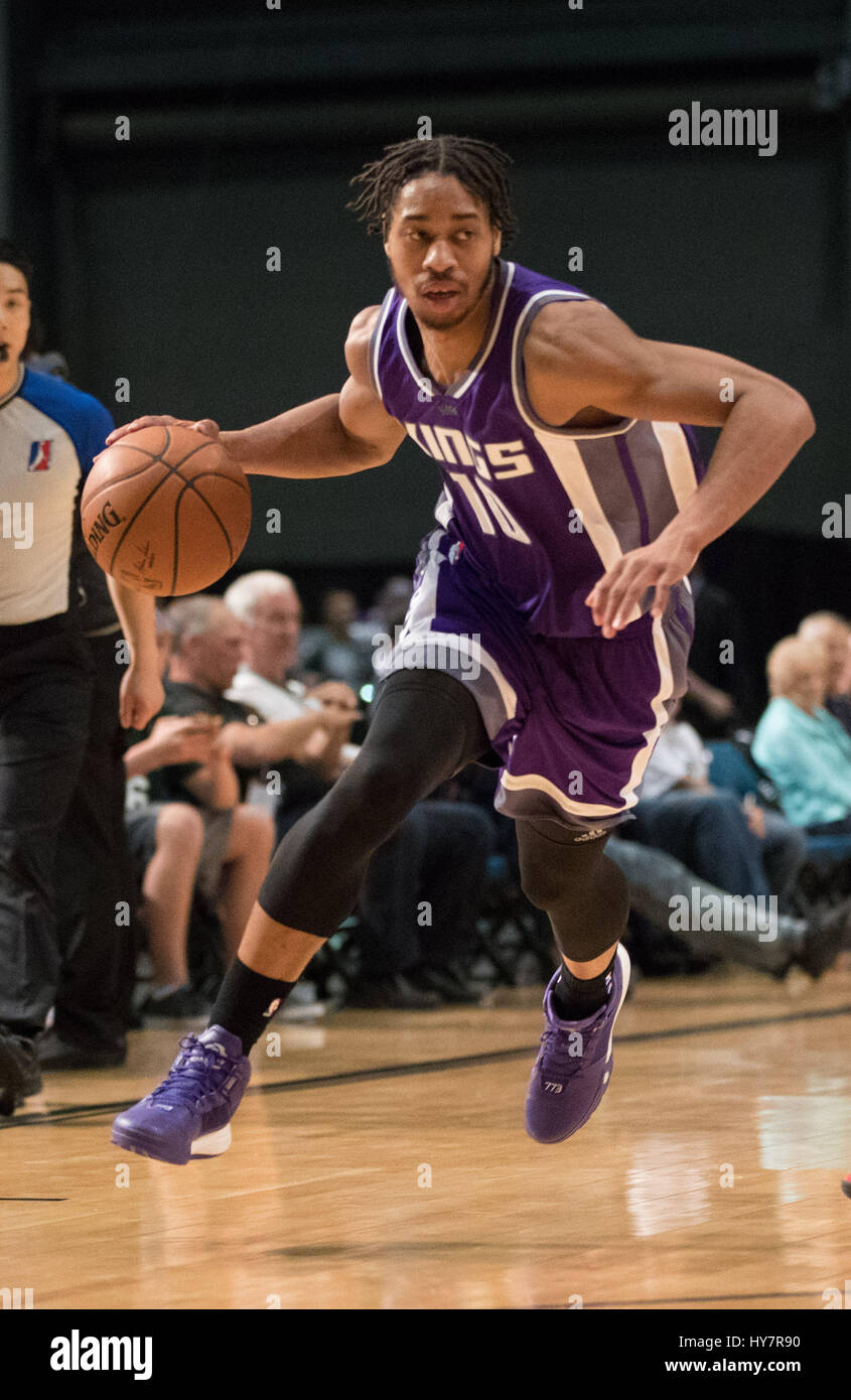 Reno, Nevada, USA. 1st Apr, 2017. Reno Bighorn Guard ISAIAH COUSINS (10 ...