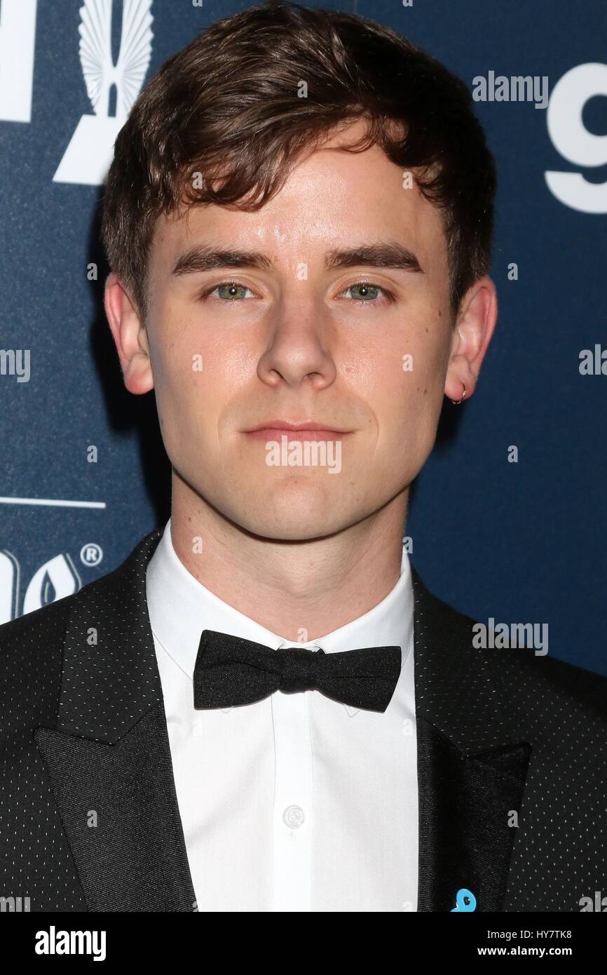 Beverly Hills, CA. 1st Apr, 2017. Connor Franta at arrivals for 28th ...