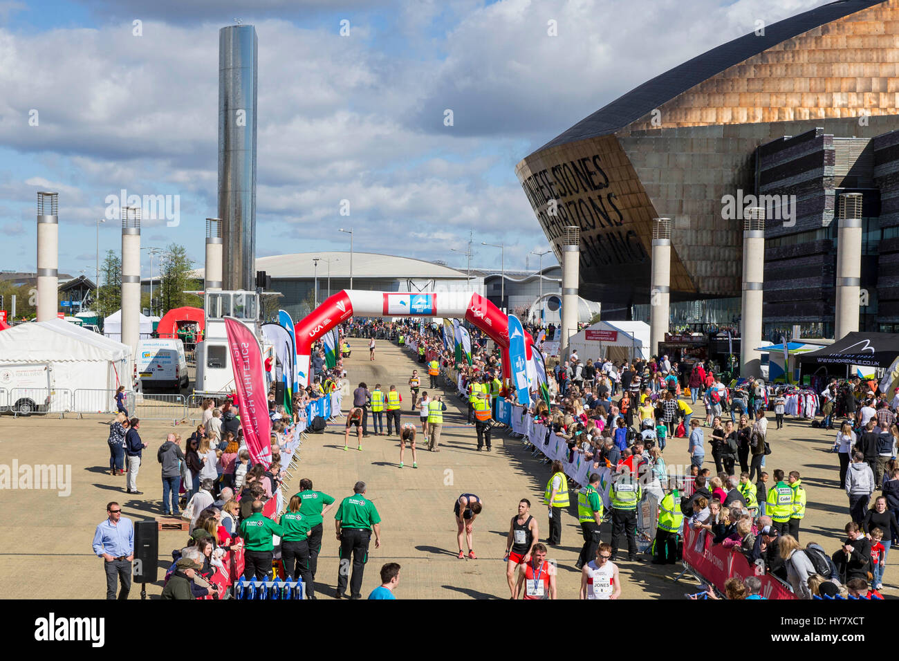 Cardiff Bay, Cardiff, Wales, UK. April 2nd 2017. The inaugural Cardiff ...