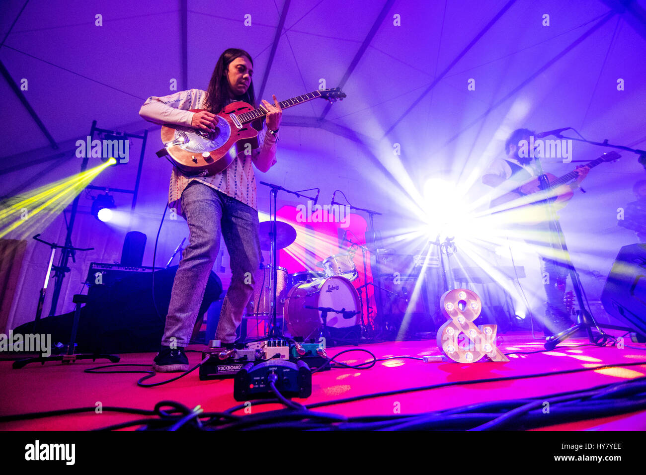 Spanish indie band hi-res stock photography and images - Alamy