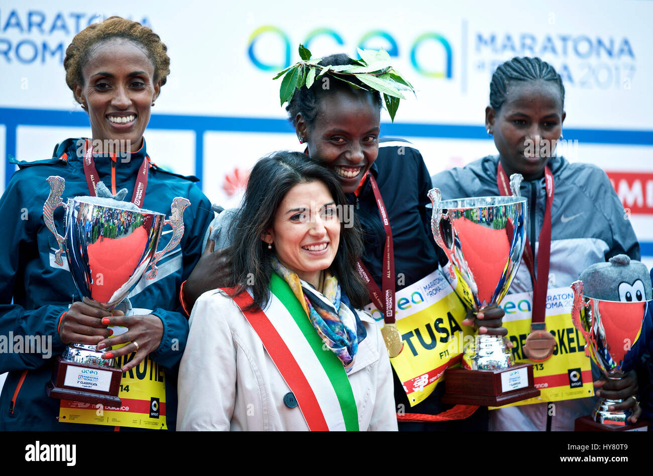 (170402) -- ROME, April 2, 2017 (Xinhua) -- (From L to R) Silver ...