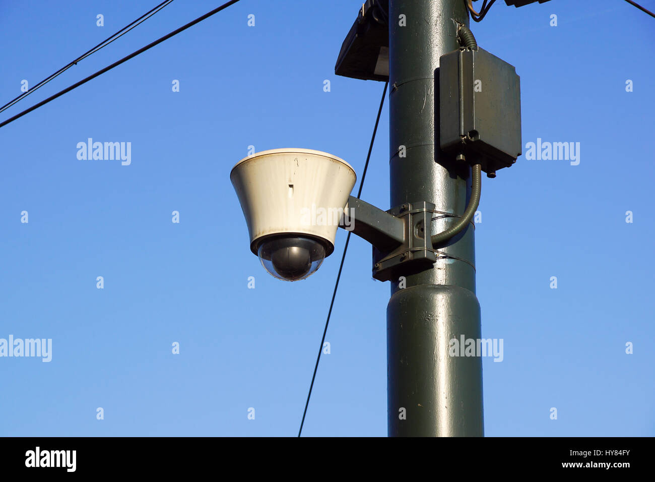 Dome security camera hi-res stock photography and images - Alamy