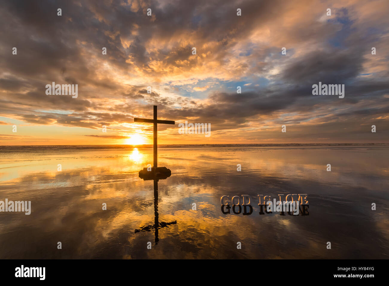 Cross on beach sunset wonderful hi-res stock photography and images - Alamy