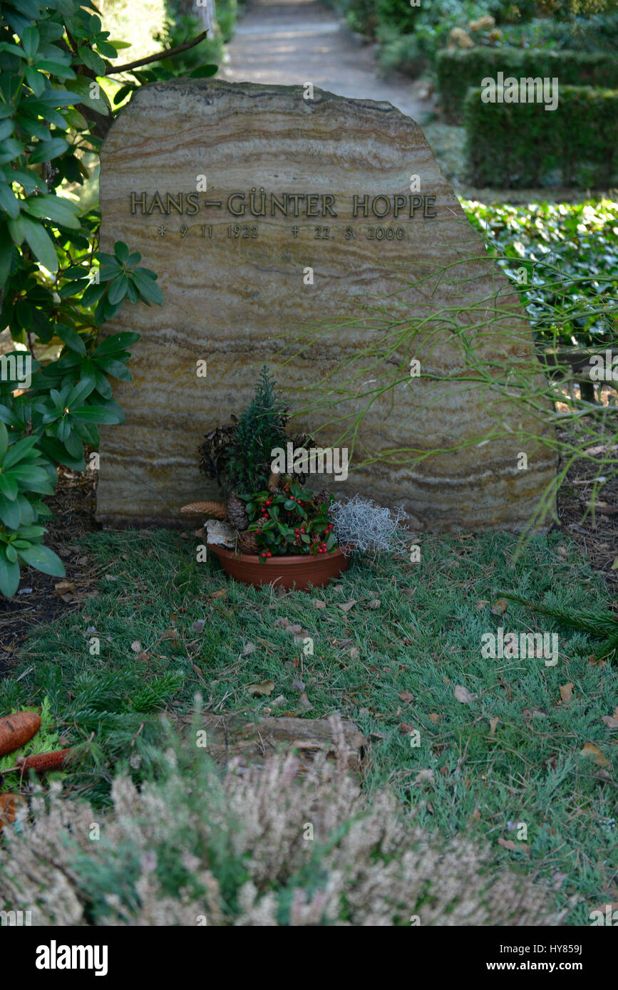 Hans hut hi-res stock photography and images - Alamy