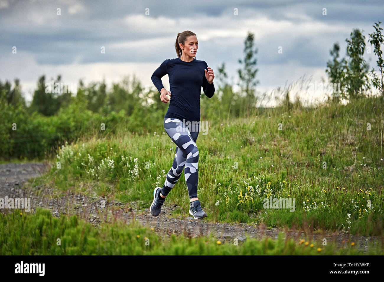 Beautiful women running hi-res stock photography and images - Alamy